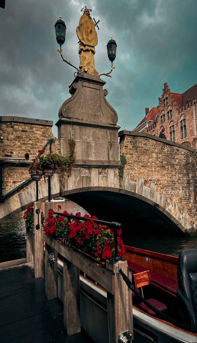 8 Amazing Things to Do in Bruges in Fall