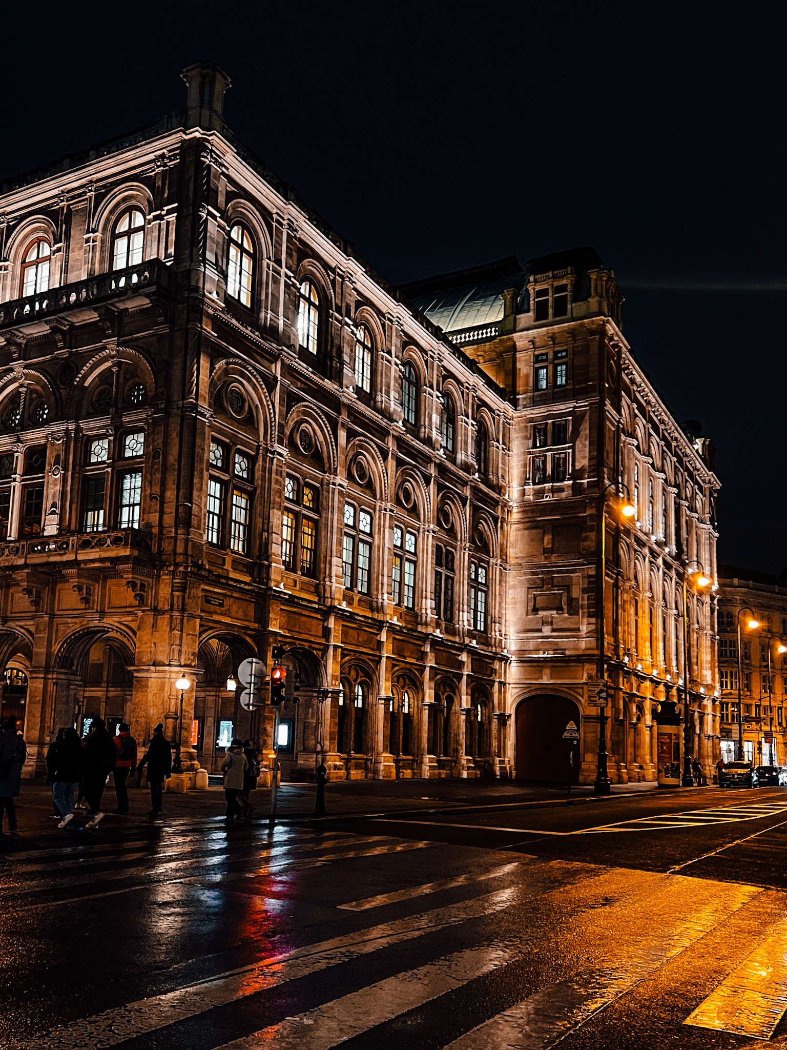 Vienna: The Ultimate Winter Guide (Including 10 Best Christmas Markets)
